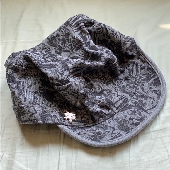 Zoo York | Accessories | Zoo York Gray Logo Cap Hat | Poshmark